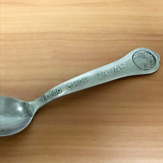 Vintage 60's ! Tonic Chop Gajah Spoon, Hobbies & Toys, Memorabilia ...