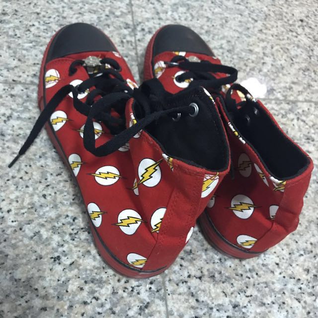 Brand New Red Flash Shoes, Women's Fashion, Footwear, Sneakers on Carousell