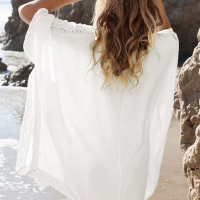 KERA Beach Throwover, Women's Fashion, Coats, Jackets and Outerwear on ...