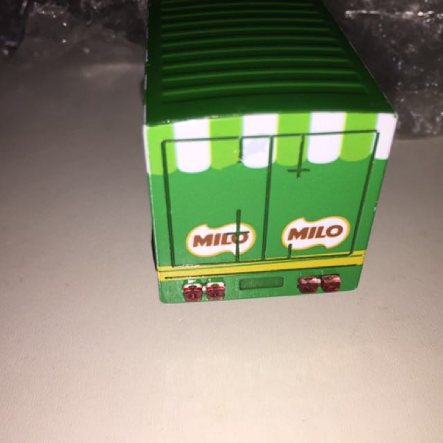 Milo van small 8cm long collectible Green 1970, Hobbies & Toys, Toys ...
