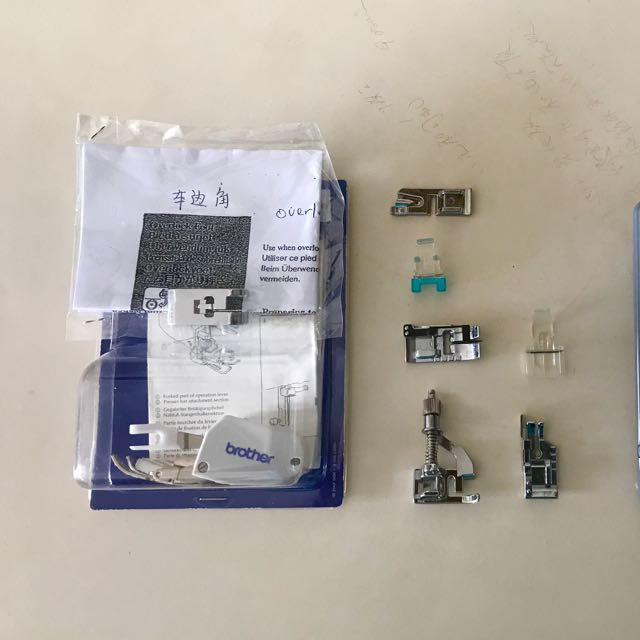 Brother GS2786K Hello Kitty Sewing Machine, Hobbies & Toys, Stationery ...