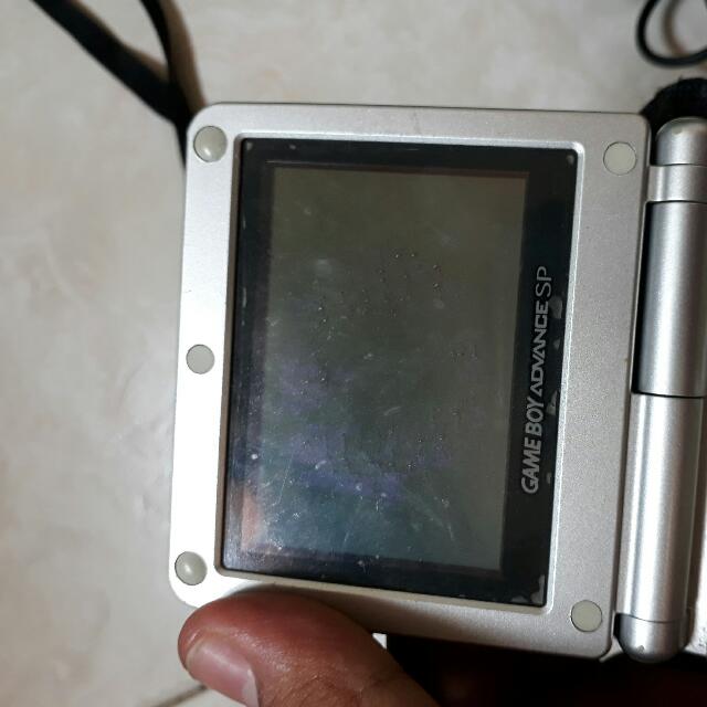 Gameboy Advanced SP Silver, Hobbies & Toys, Toys & Games on Carousell