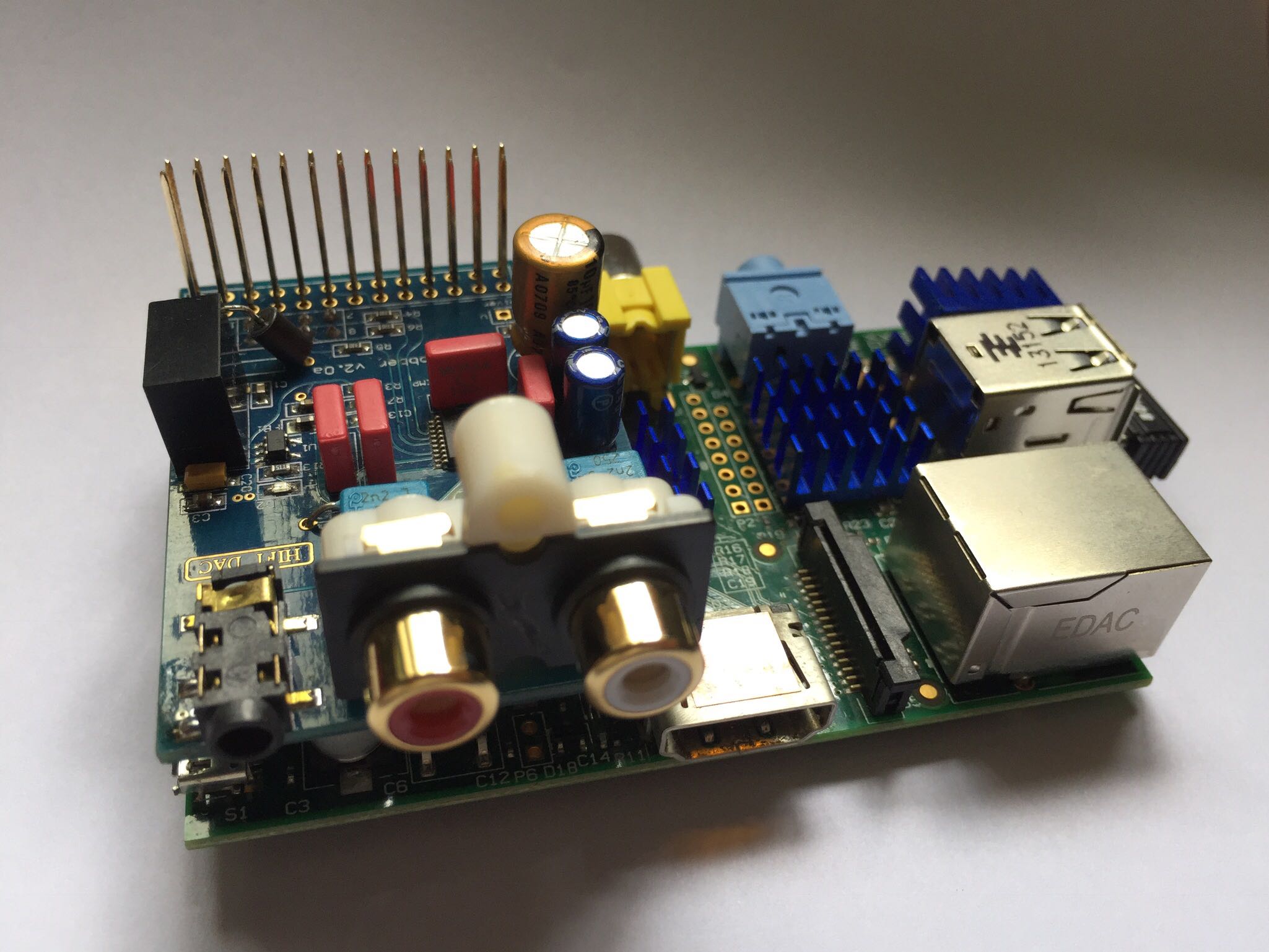 Raspberry Pi 1(B) w/ Hifiberry DAC, Computers & Tech, Desktops on Carousell