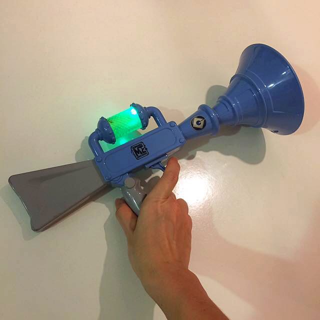 Despicable Me Fart Gun (Universal Studio), Hobbies & Toys, Toys & Games ...