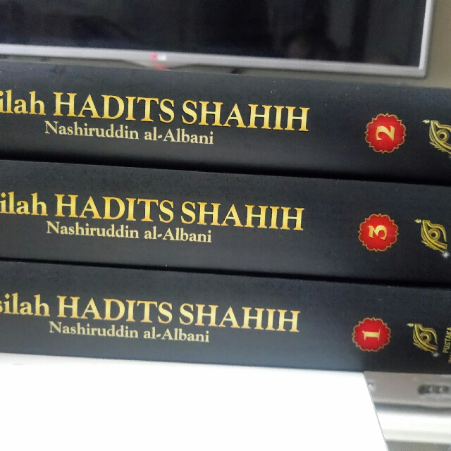 Kitab HADITH, Hobbies & Toys, Books & Magazines, Children's Books on ...