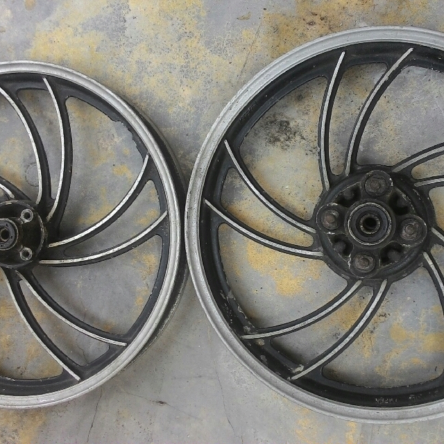 Rims Lc Yamaha RD 125 Lc 18", Motorbikes on Carousell