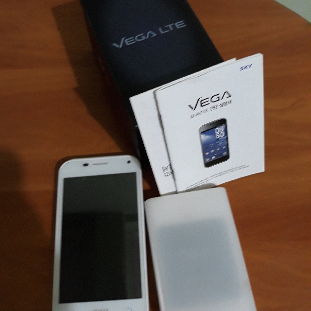 Sky Vega Lite Phone From Korea Model- IM-A810K, Mobile Phones & Gadgets ...