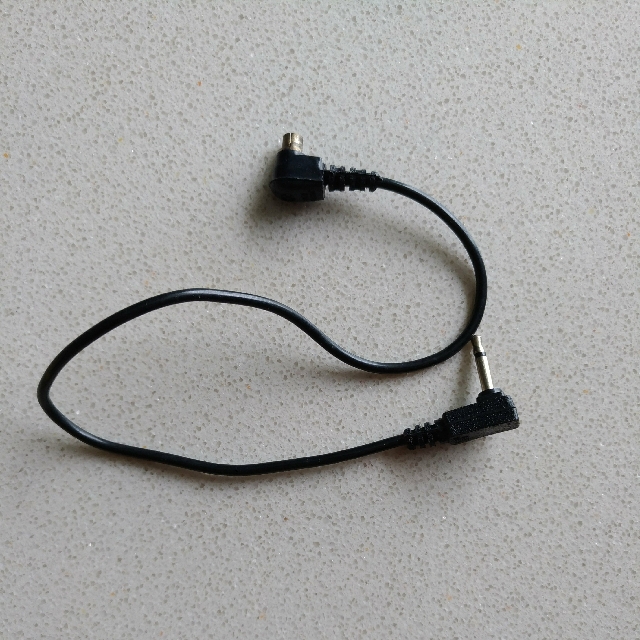 Flashlight to camera sync cable, Photography, Photography Accessories ...