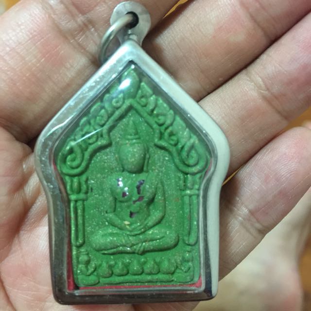 Phra Khun Paen Prai Mae Pumpuang 2558 Amulet, Hobbies & Toys, Memorabilia & Collectibles ...