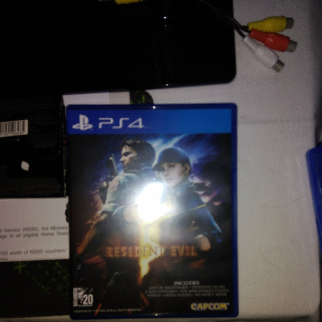 resident evil 5 ps4, Video Gaming, Video Games, PlayStation on Carousell