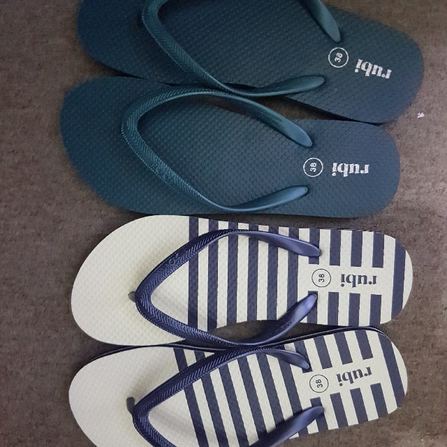Rubi brand New Slipper, Women's Fashion, Footwear, Flipflops and Slides ...