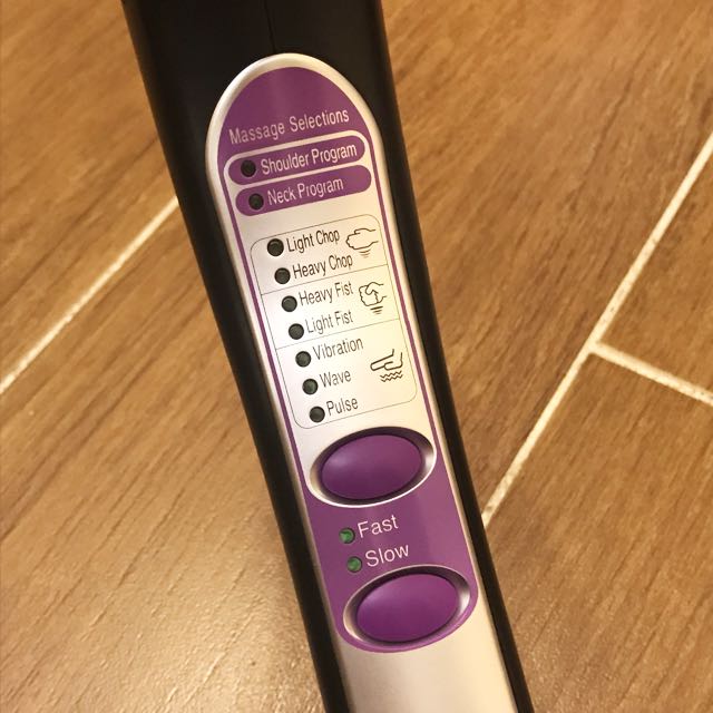 Panasonic Reach Easy Massager 全方位手提按摩器, 健康及營養食用品, 按摩紓緩用品 - Carousell