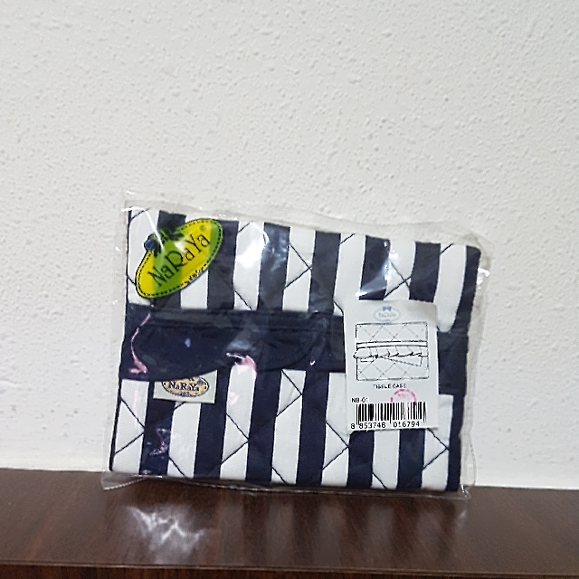 Naraya Tissue Pouch, Women's Fashion, Bags & Wallets, Purses & Pouches ...