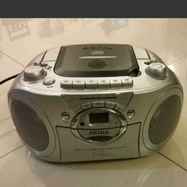Akira CD/MP3/RADIO/CASSETTE RECORDER PLAYER (Fixed Price), Hobbies ...