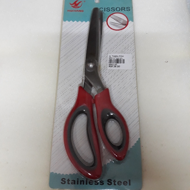 Gunting Scissors Stainless Steel, Hobbies & Toys, Stationery & Craft ...