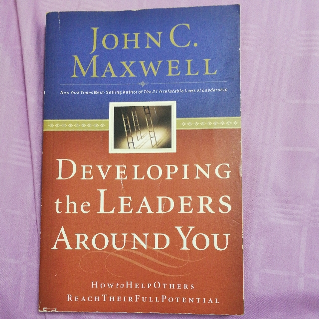 John C.Maxwell Developing The Leaders Around You, Hobbies & Toys, Books ...