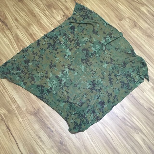 Pixelated camouflage net (Scarf), Everything Else on Carousell