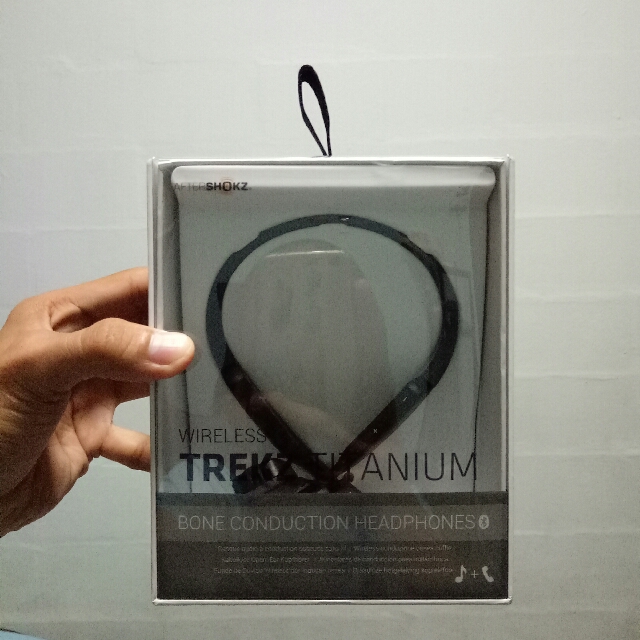 Trekz Titanium, Audio, Headphones & Headsets on Carousell