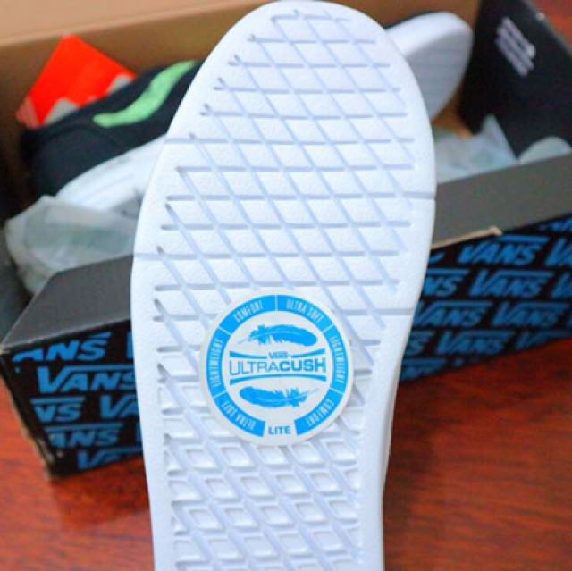 Van ultracush, Men's Fashion, Footwear, Dress shoes on Carousell