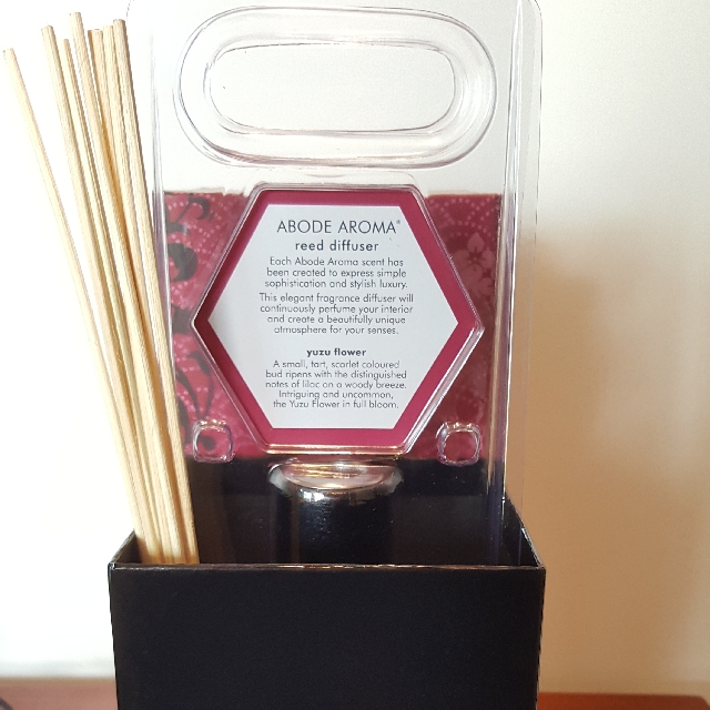 BNIB New ABODE AROMA Reed Diffuser 220 ml in YUZU FLOWER scent - comes ...