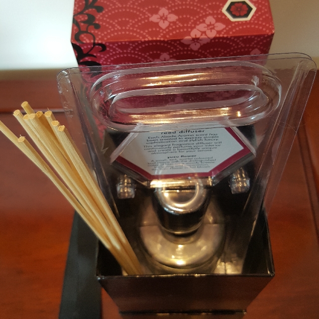 BNIB New ABODE AROMA Reed Diffuser 220 ml in YUZU FLOWER scent - comes ...