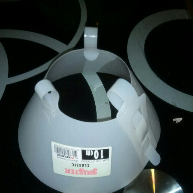 BUSTER ELIZABETH dog collar, Pet Supplies, Health & Grooming on Carousell