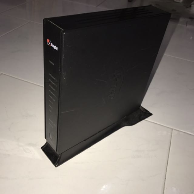 SingTel Pace Router, Computers & Tech, Parts & Accessories, Networking ...