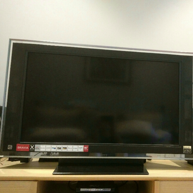 Sony Bravia X series 40 inch LCD TV, TV & Home Appliances, TV ...