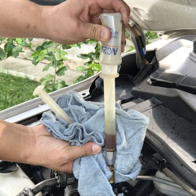 Air-con compressor Lubricant oil, Car Accessories, Accessories on Carousell