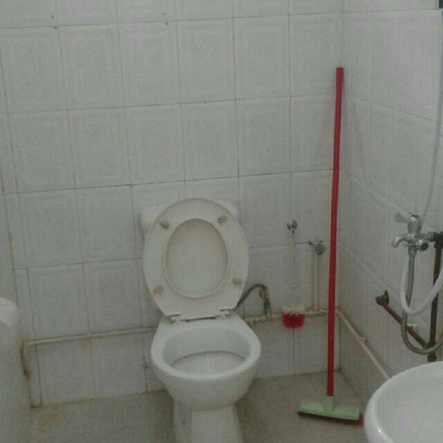 DAKOTA MRT SMALL AIRCON PARTITIONED ROOM (NO OWNER), Property, Rentals ...