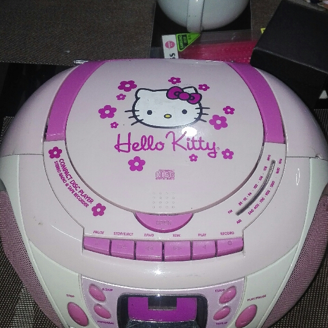 hello kitty cd casette radio, Audio, Portable Music Players on Carousell