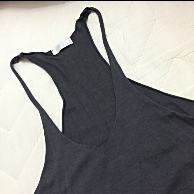 Oversize tank top, Women's Fashion, Tops, Sleeveless on Carousell
