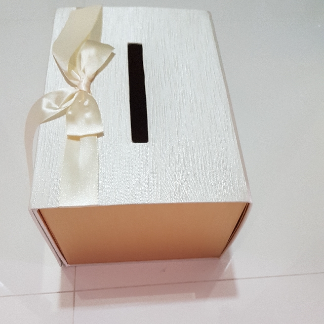 Wedding Ang Bao Box, Women's Fashion, Watches & Accessories, Other ...