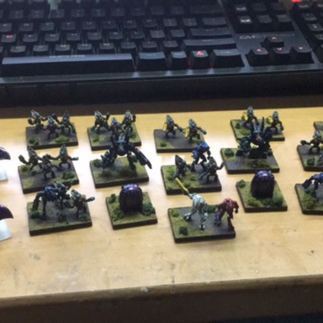 Halo ground command miniatures well painted, Hobbies & Toys, Toys ...