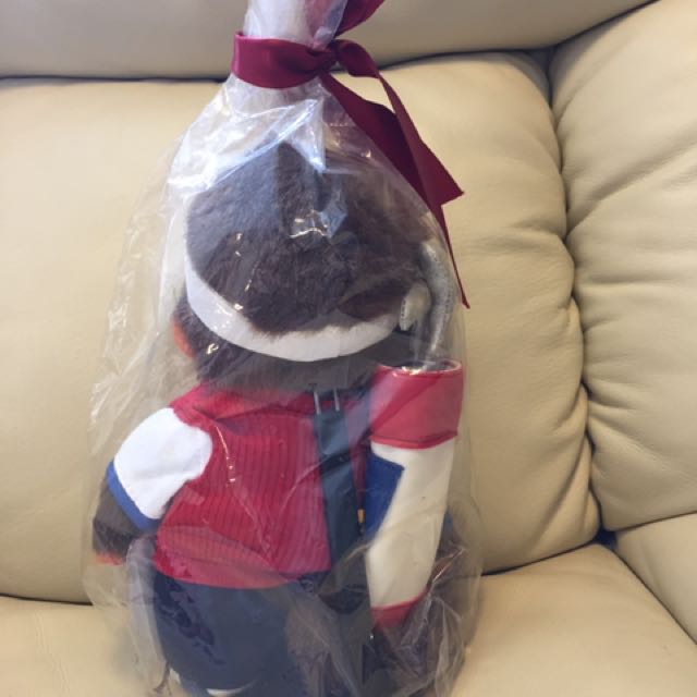 Monchhichi - In Golf Suit, 興趣及遊戲, 玩具 & 遊戲類 - Carousell
