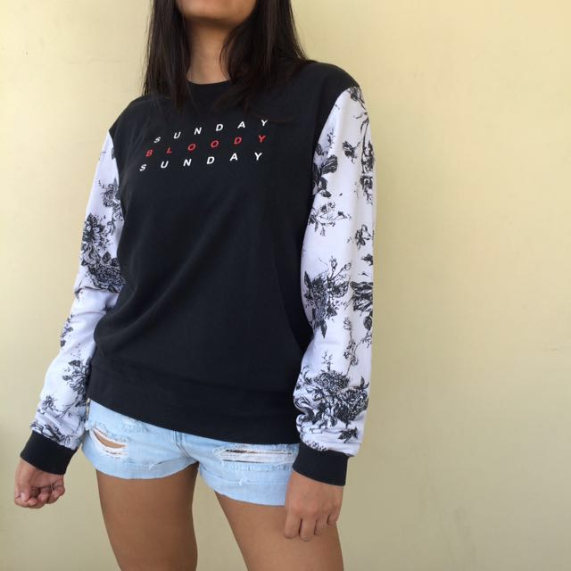 Oxygen Oversized Sweater, Women's Fashion, Tops, Others Tops on Carousell