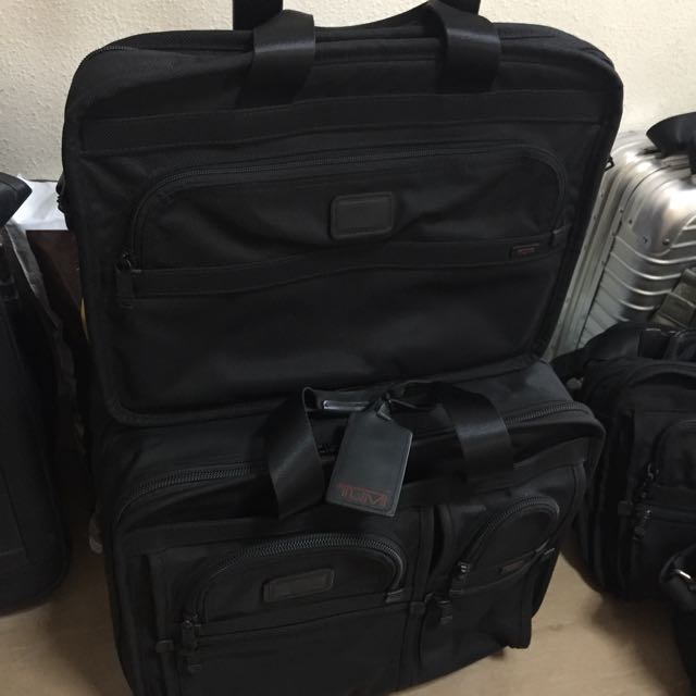 TUMI 26103DH Nylon Deluxe 17" 2 Wheeled Expandable Briefcase Carry On Bag, Men's Fashion, Bags ...