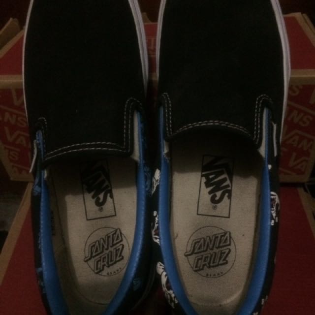 Vans x santa cruz, Fesyen Pria, Sepatu di Carousell