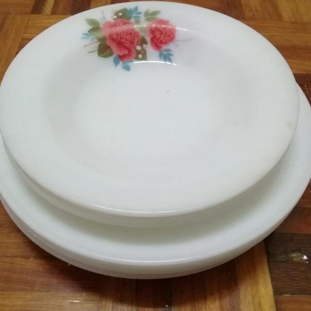 Vintage Pinggan Pyrex Rose Cottage Plates, Furniture & Home Living ...