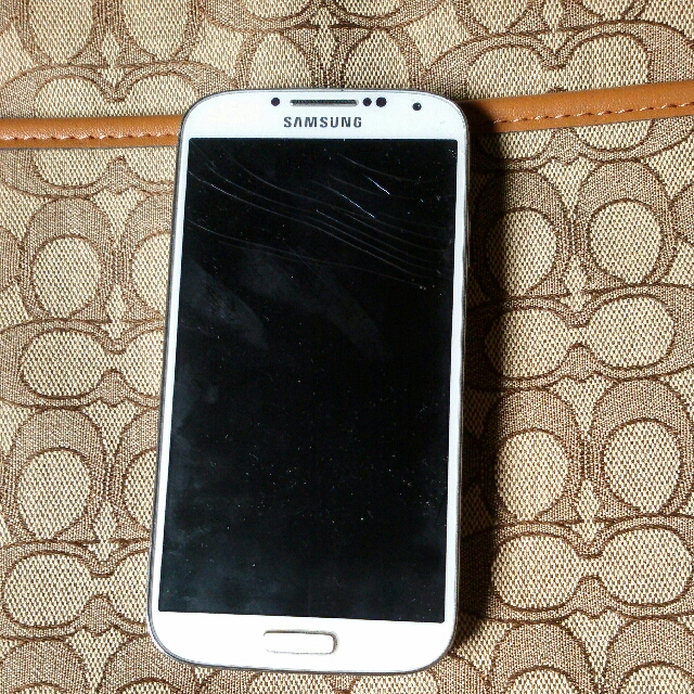 Samsung S4 Deffective Lcd, Mobile Phones & Gadgets, Mobile Phones ...