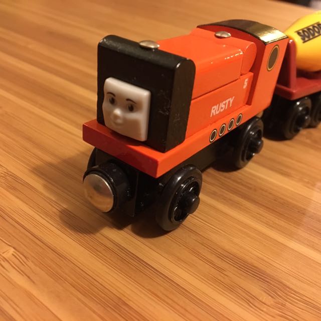 Thomas & Friends (Learning Curve) - Wooden Rusty with construction cars ...