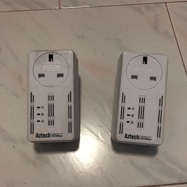 Aztech 500Mbps Homeplug passthrough, Computers & Tech, Parts ...