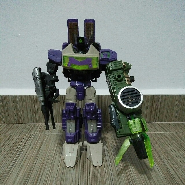 Energon Shockwave Transformers, Toys & Games, Bricks & Figurines on ...