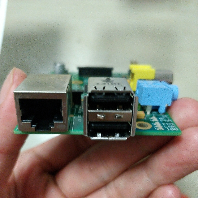 Raspberry pi 2011.12, Mobile Phones & Gadgets, E-Readers on Carousell