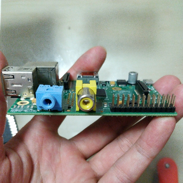 Raspberry pi 2011.12, Mobile Phones & Gadgets, E-Readers on Carousell