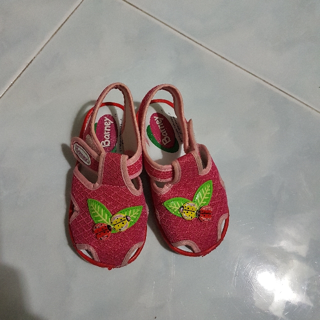 Barney shoes for baby girl, Babies & Kids, Babies & Kids Fashion on ...