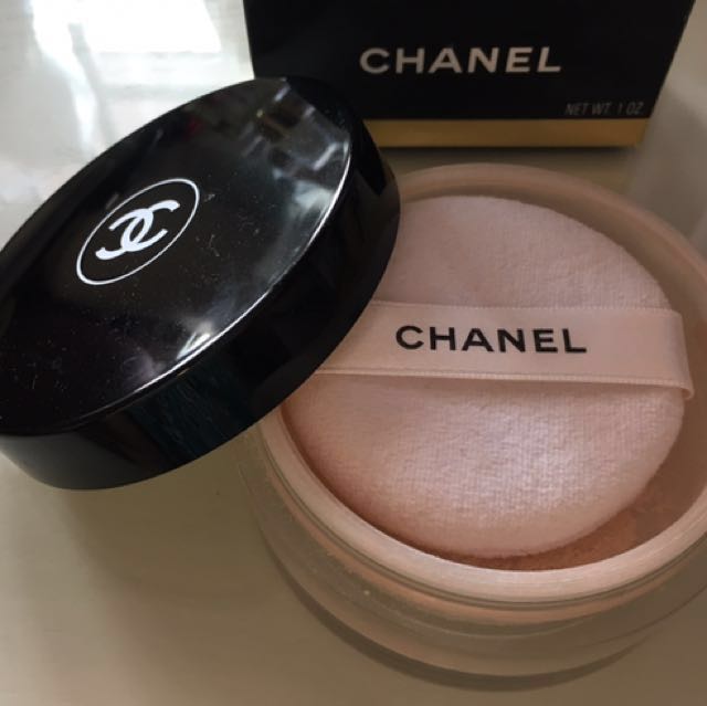 Chanel natural finish loose powder 20 Clair Translucent 1, Beauty ...