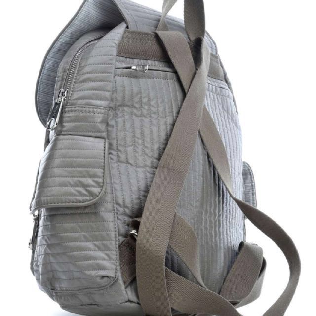 Kipling Twist City Pack S, Women's Fashion, Bags & Wallets, Cross-body ...