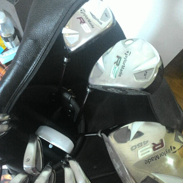 TaylorMade Golf Set, Sports Equipment, Sports & Games, Golf on Carousell
