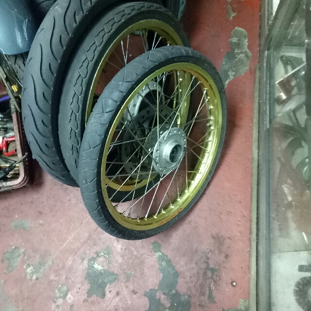 Alloy rim for wave 125, Motorcycles, Motorcycle Accessories on Carousell